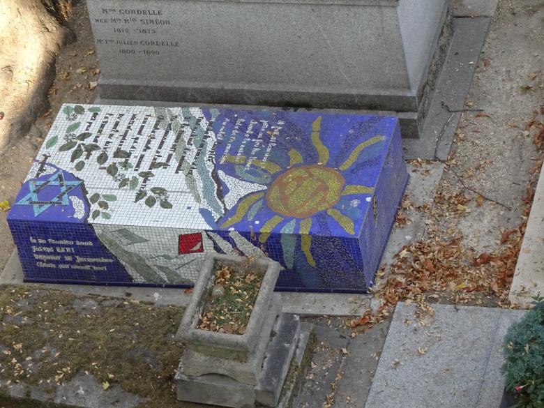 Beautiful and original grave. Cemetery in Paris. France - Free Stock ...